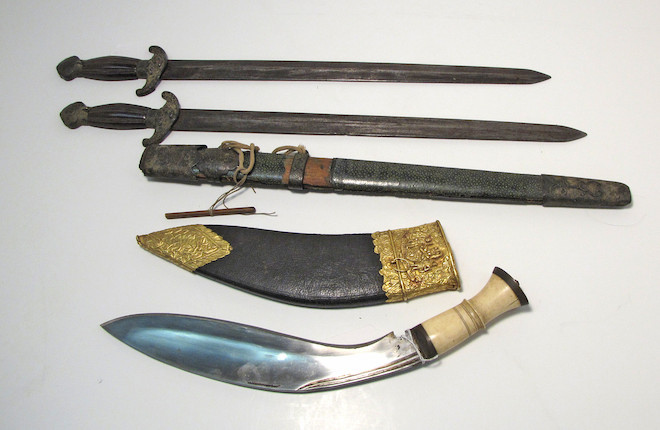 Bonhams : A lot of two eastern edged weapons