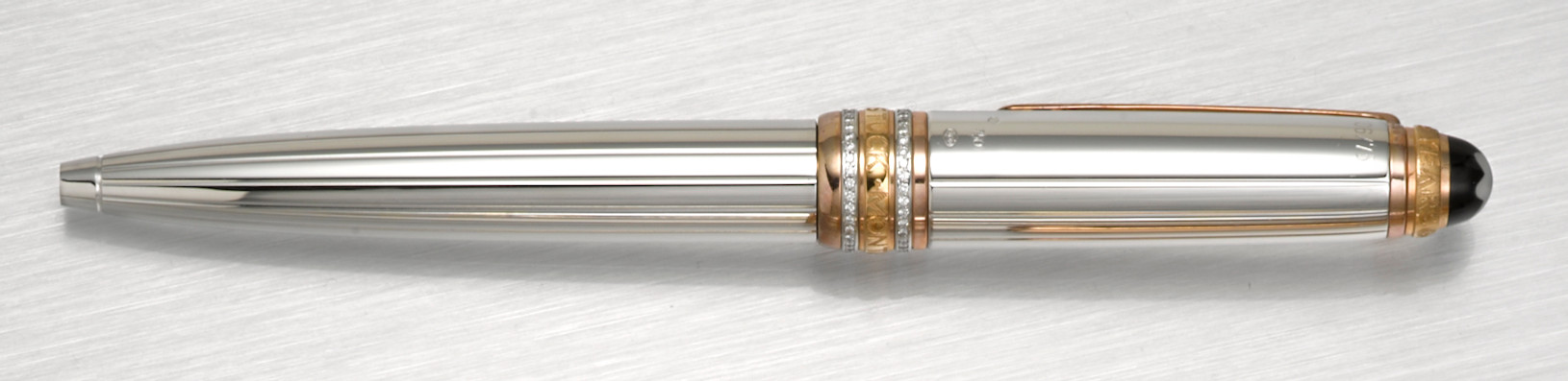 Bonhams : MONTBLANC Meisterstück Solitaire 116 White Gold & Diamond ...