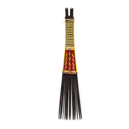 Bonhams : Kwaio Caste Comb, Malaita Island, Solomon Islands