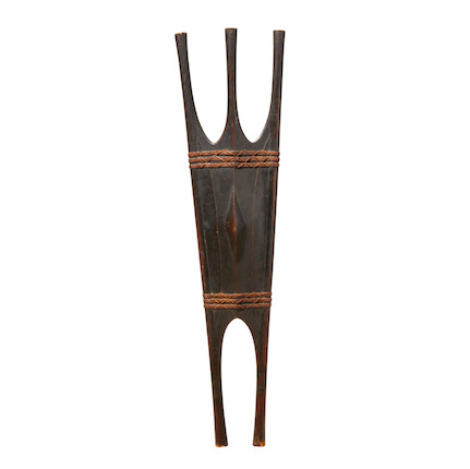 Bonhams : Fine Pronged Shield, Igorot or Kalinga People, Philippines