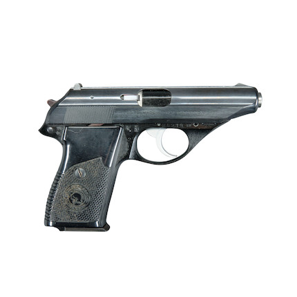 Bonhams Skinner : Beretta Model 90 Semi-Automatic Pistol, Modern handgun