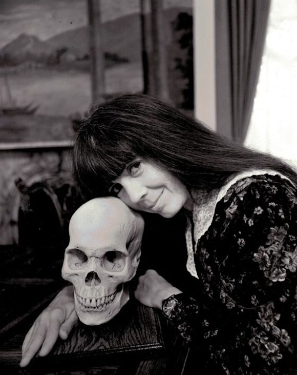 Bonhams : Elegance of the Eternal The Anne Rice Collection