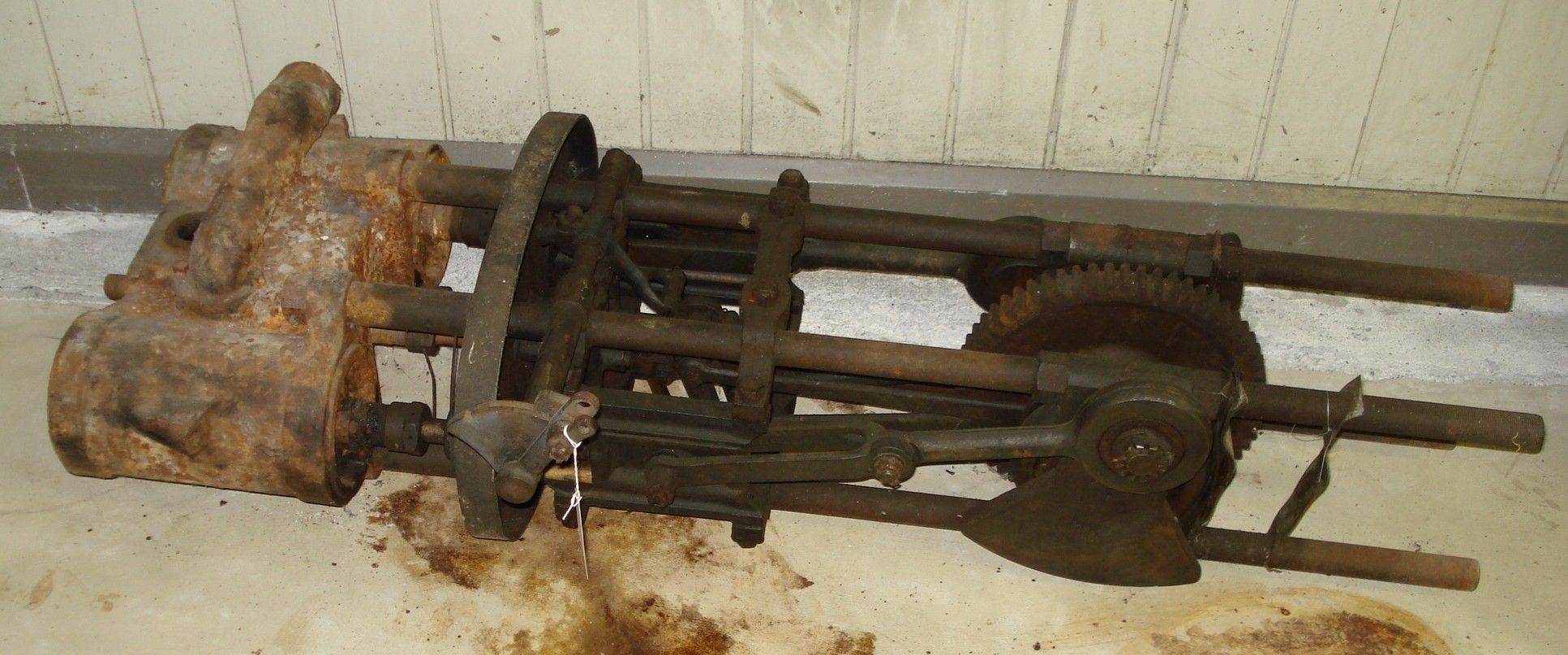 Bonhams Cars : A 30Hp Stanley steam car engine,