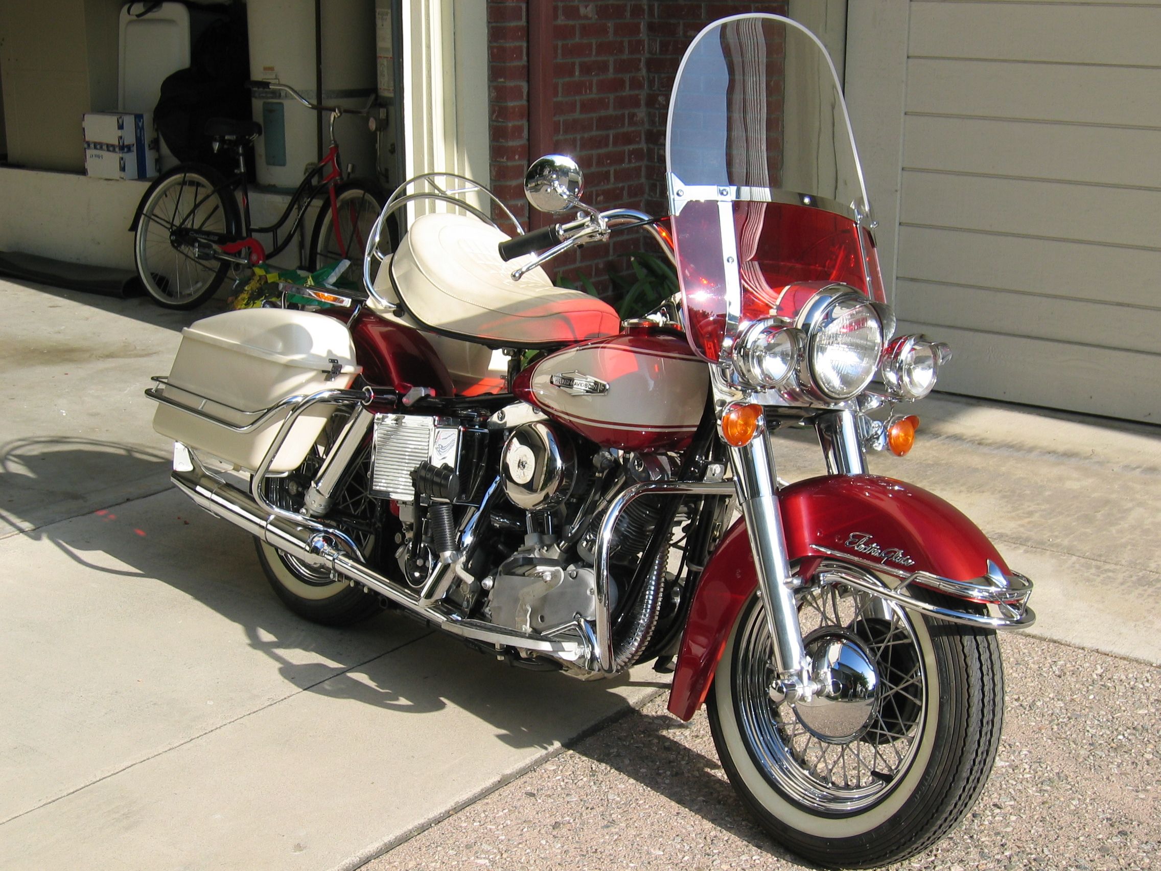 Bonhams Cars : 1966 Harley-Davidson FLH