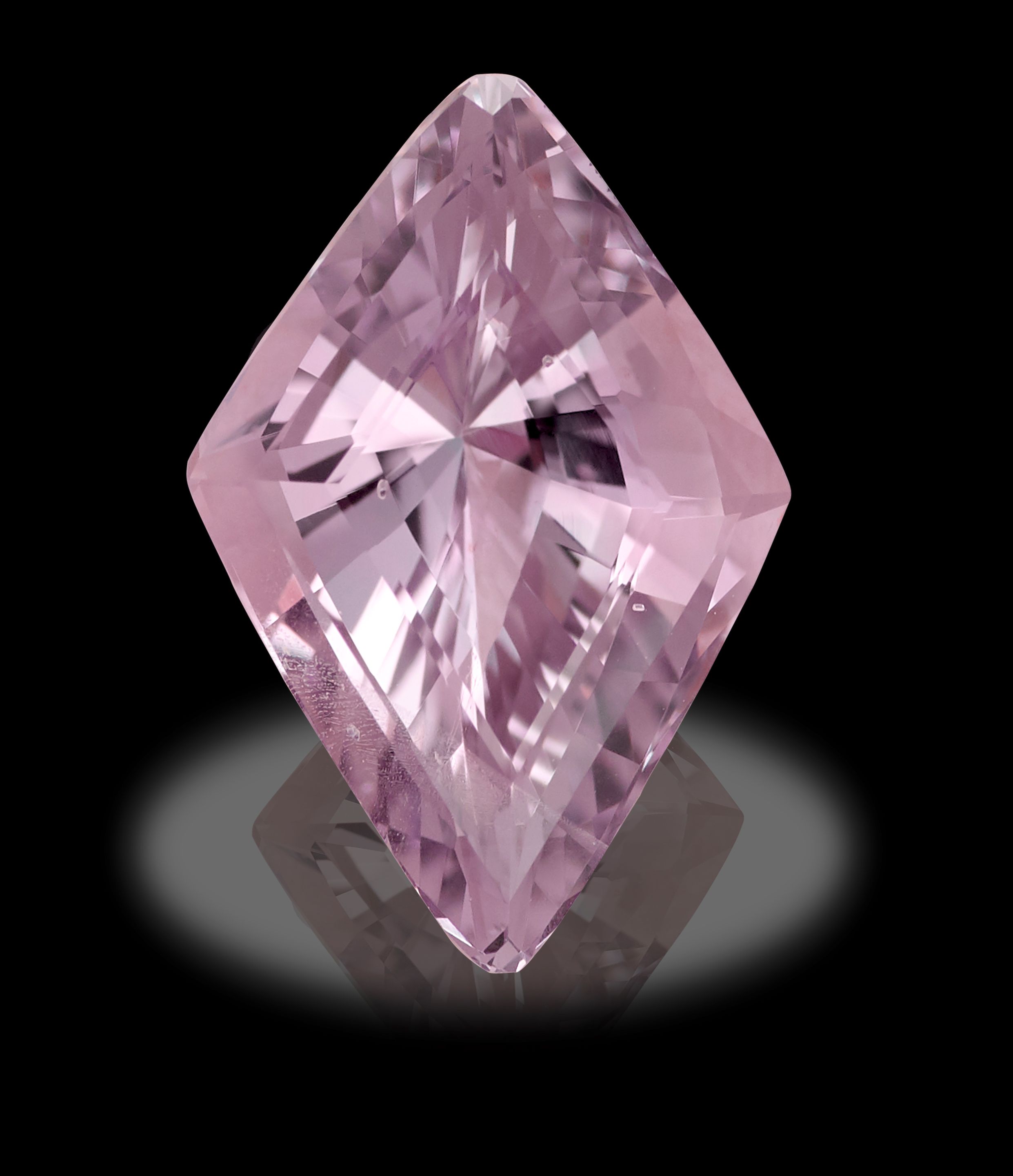 Bonhams : Rare Taafeite