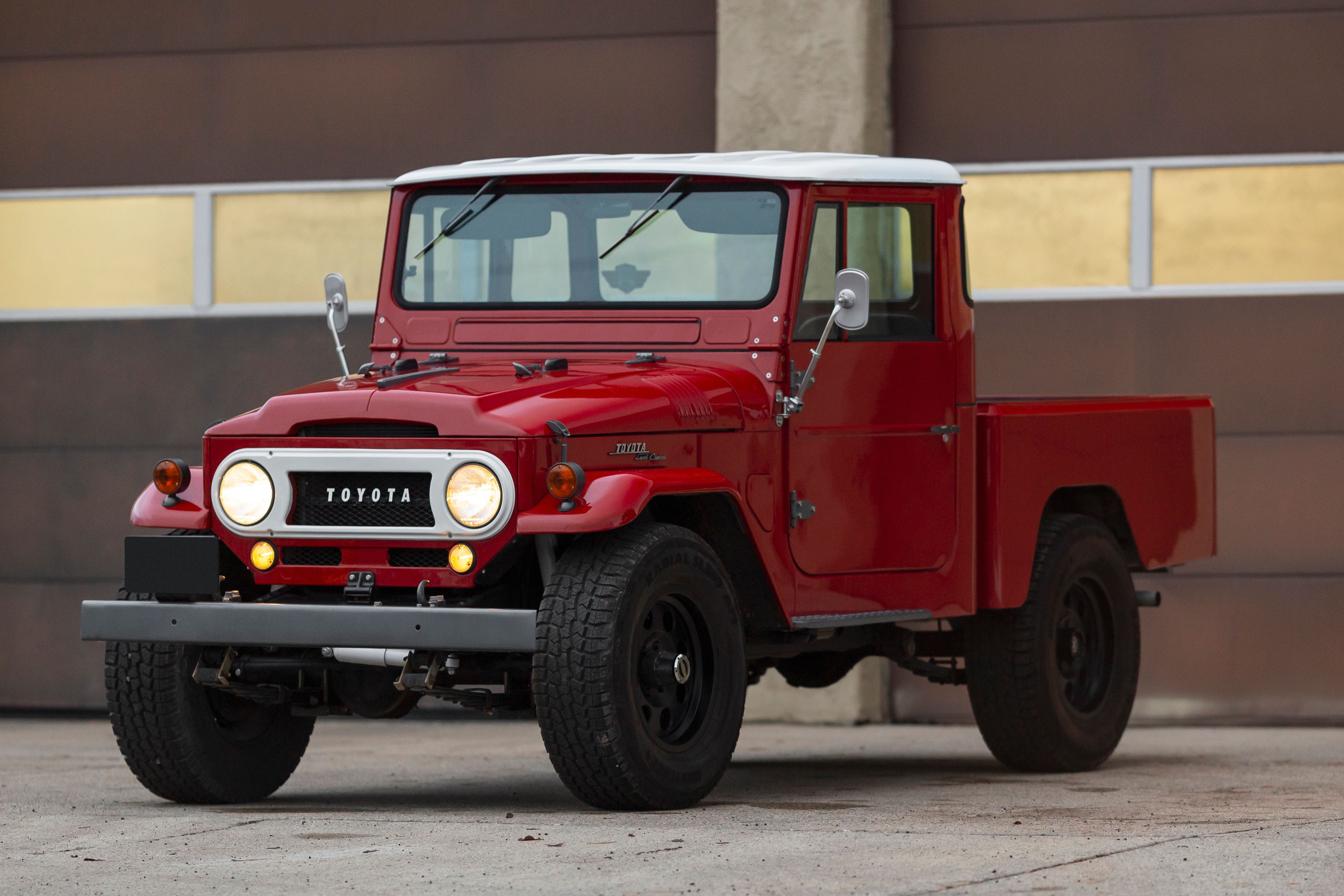 Toyota Land Cruiser Fj45 Pick Up Restored Custom 1984 Toyota