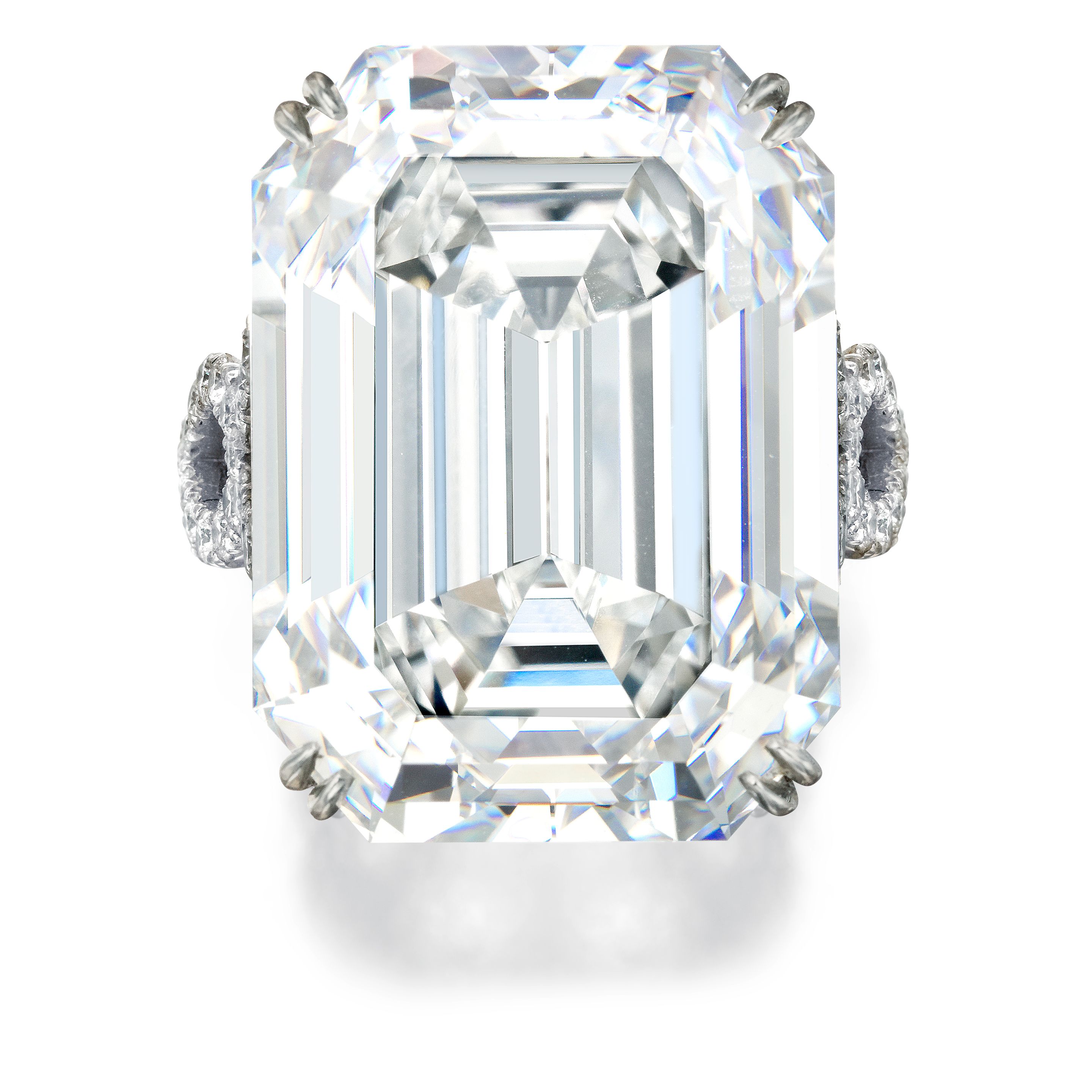 Bonhams : LEVIEV A MAGNIFICENT DIAMOND RING