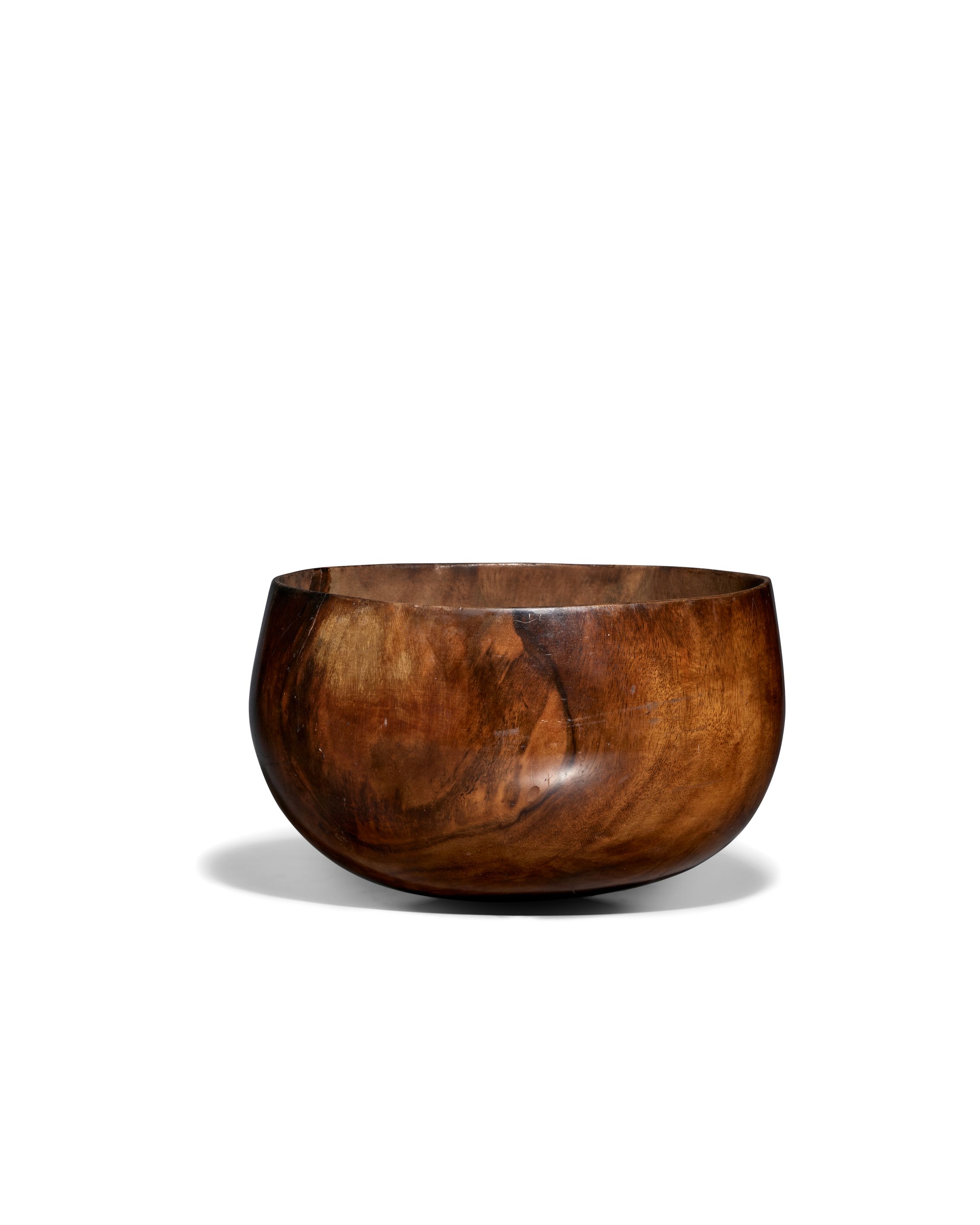 Bonhams : Fine Bowl, Hawaiian Islands