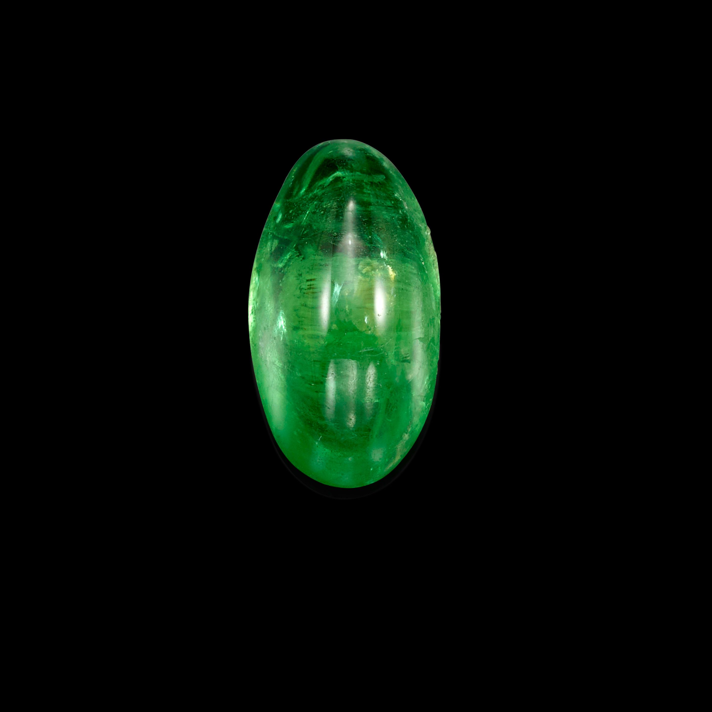 Bonhams : Tsavorite Cabochon