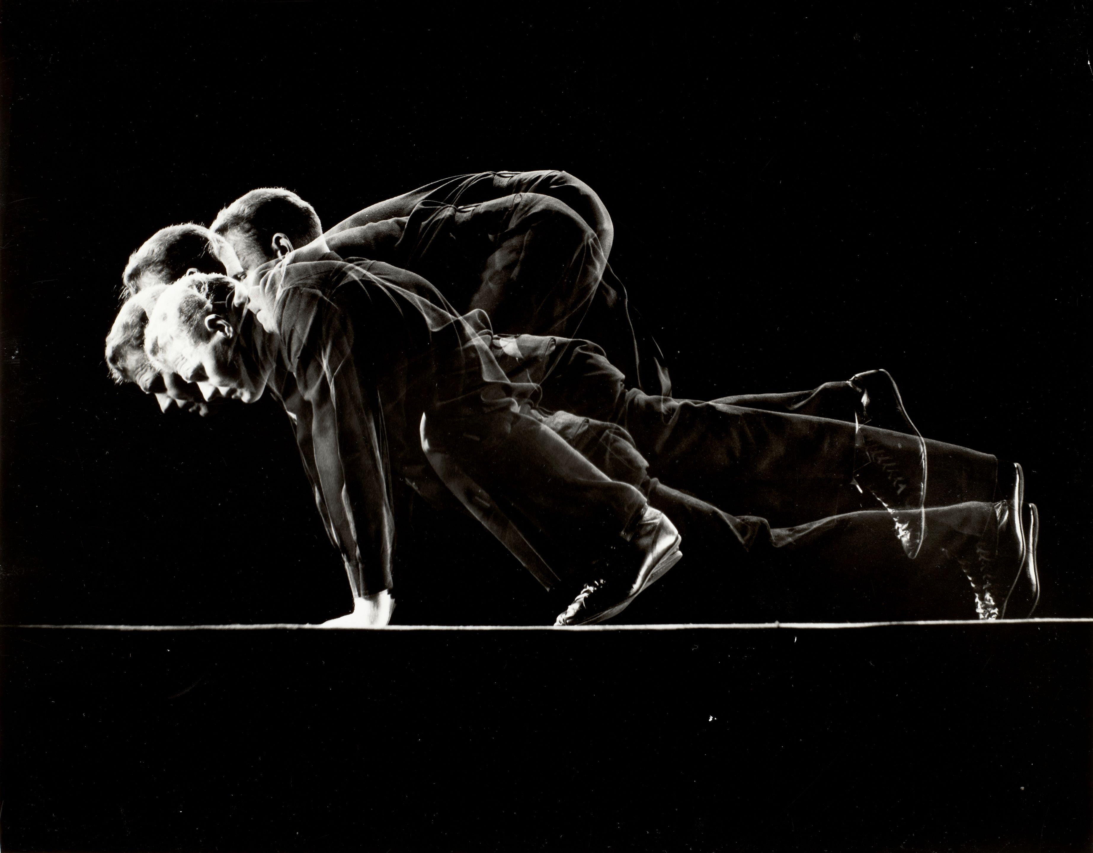 Bonhams : Gjon Mili (1904-1984); Selected Stroboscopic Images;