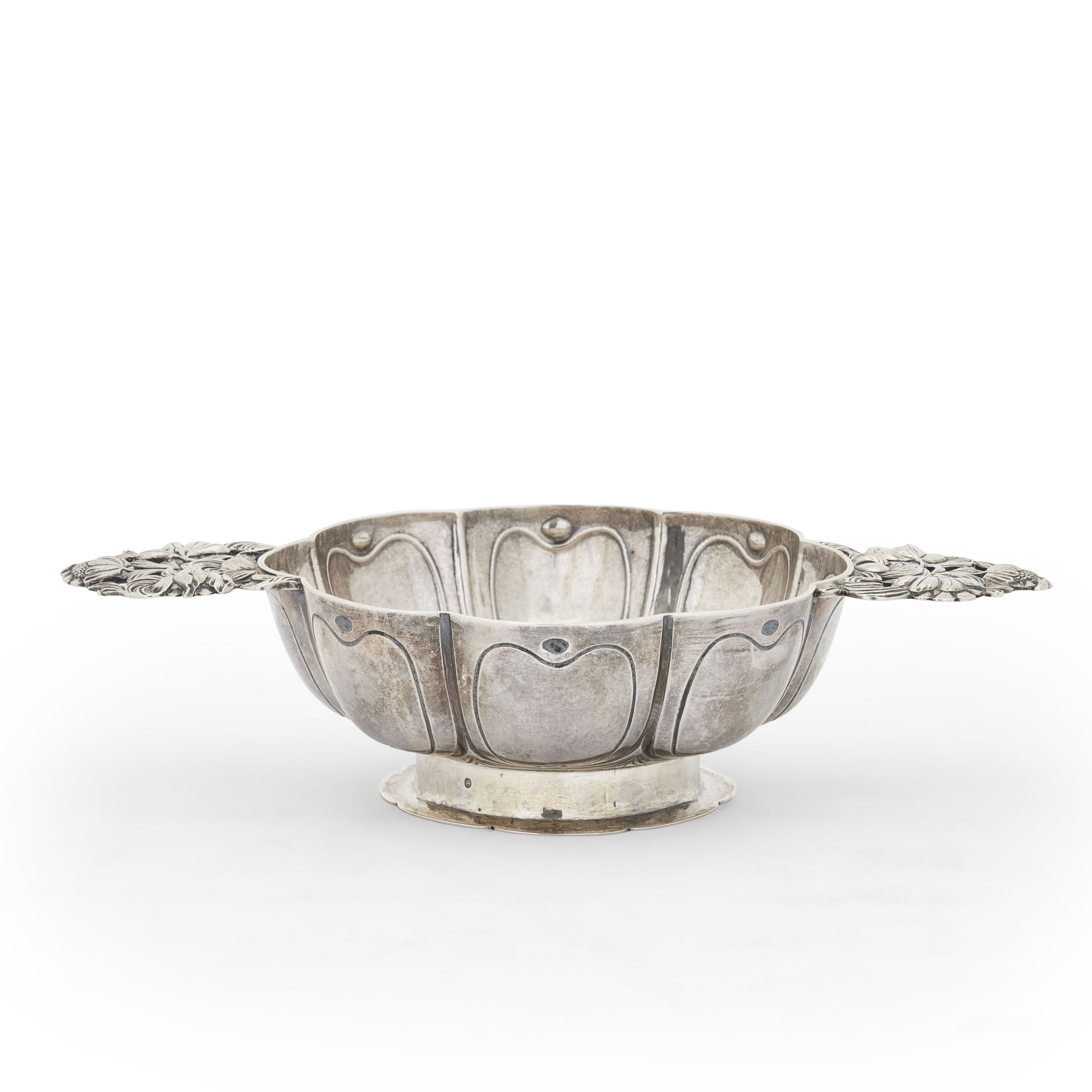 Bonhams Skinner : Dutch .833 Silver Brandy Bowl,