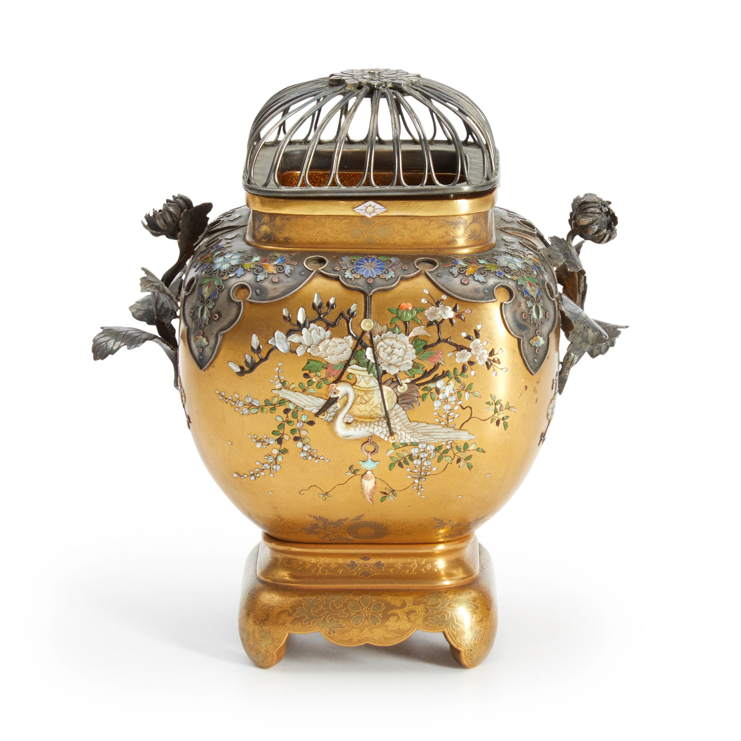 Bonhams Skinner : A SHIBAYAMA SHELL-INLAID MAKI-E CENSER AND COVER