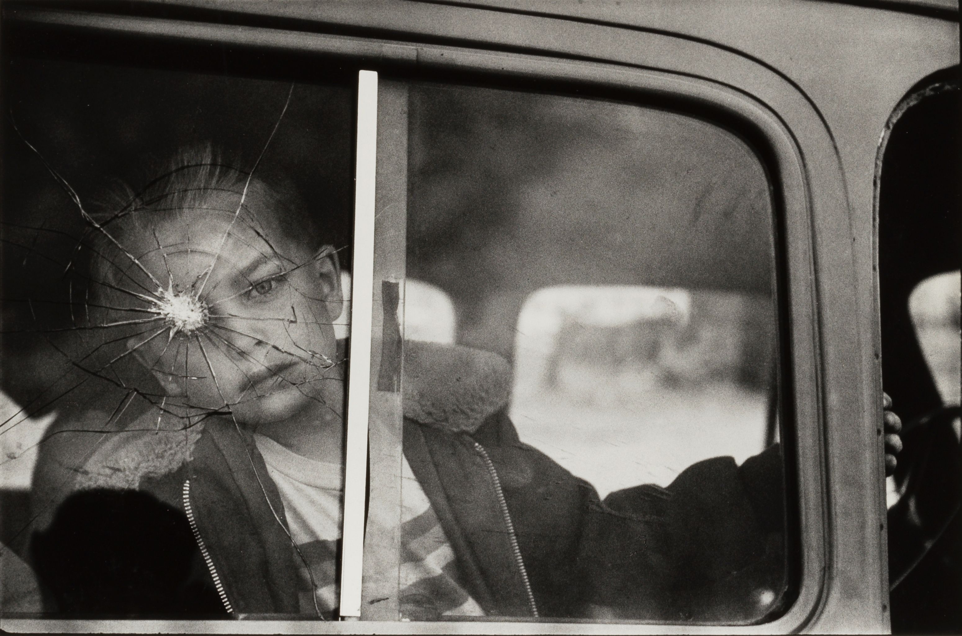 Bonhams : Elliott Erwitt (1928-2023); 'Colorado, USA' (Broken Window);